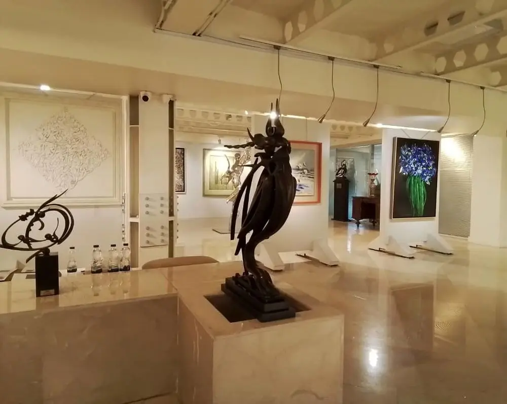 Raha Gallery Collection Through the Lens of Iran Art / Photos | Iran arts